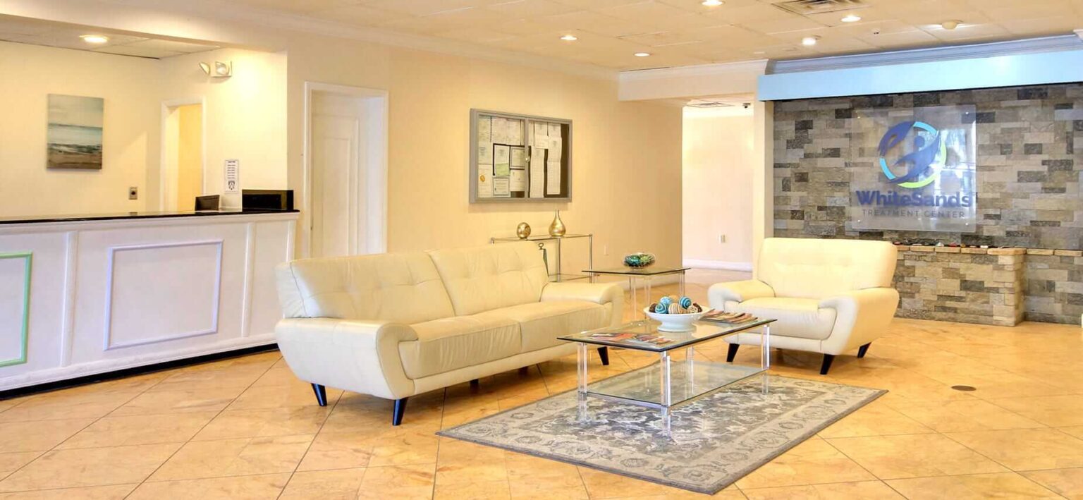 What Is Tweaking? | Signs & Effects | WhiteSands Treatment